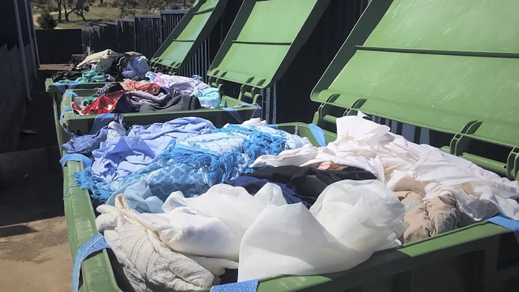 ABC News: Refugee fabric reuse project is breaking down barriers to ...